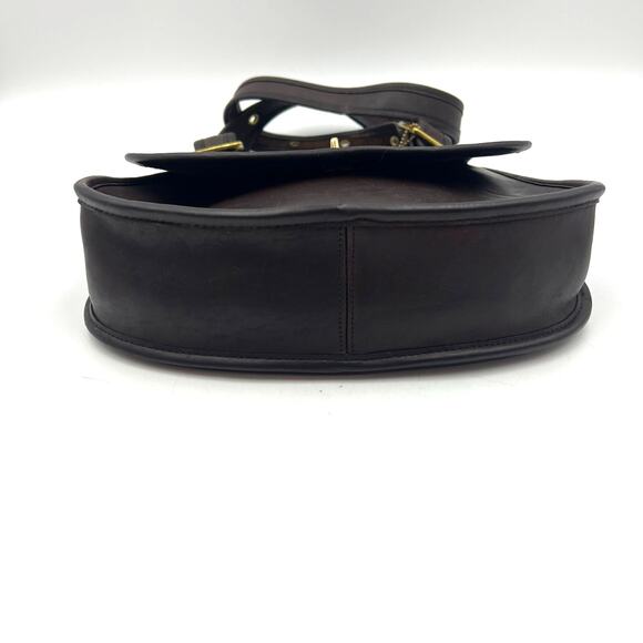 Coach | Bags | Vintage Coach Crescent Bag Black Leather Purse Handbag ...